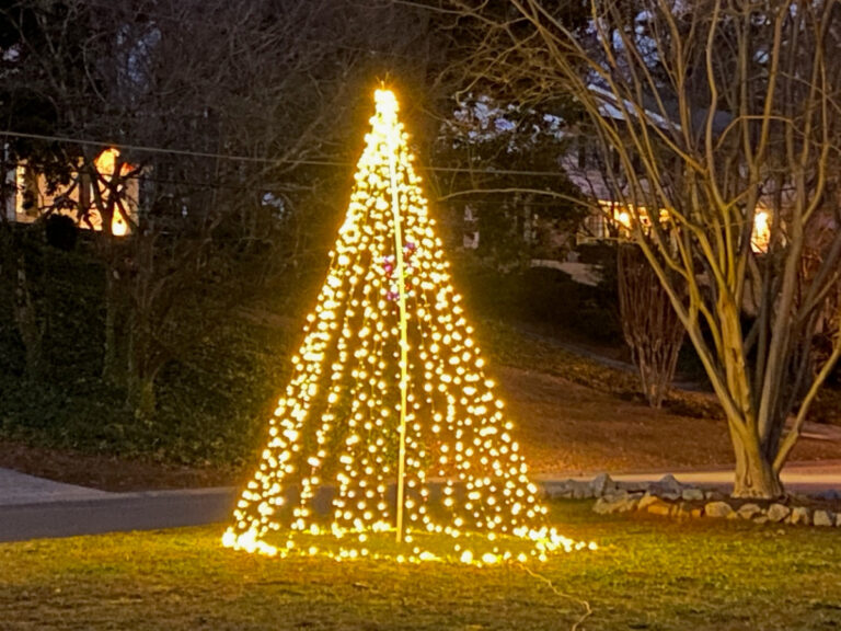 How-To: The Christmas Light Megatree - Spindle & Oak